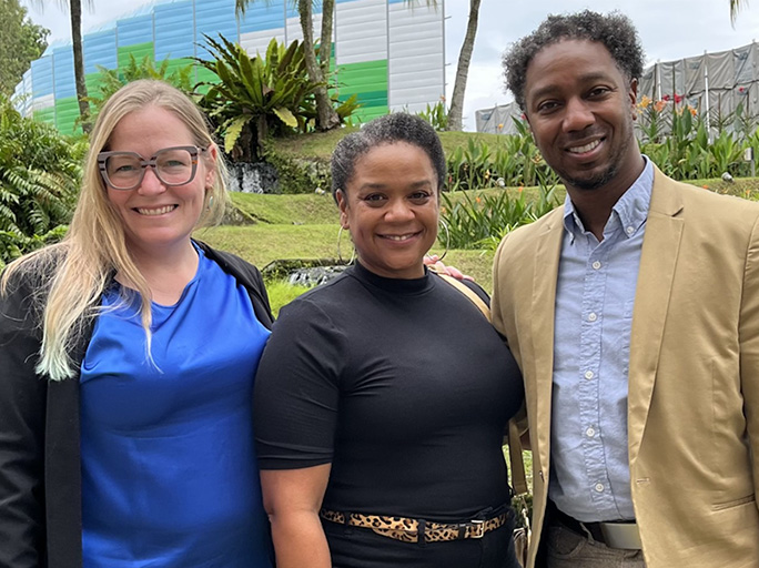 Faculty present on mentoring diverse graduate students at World ...